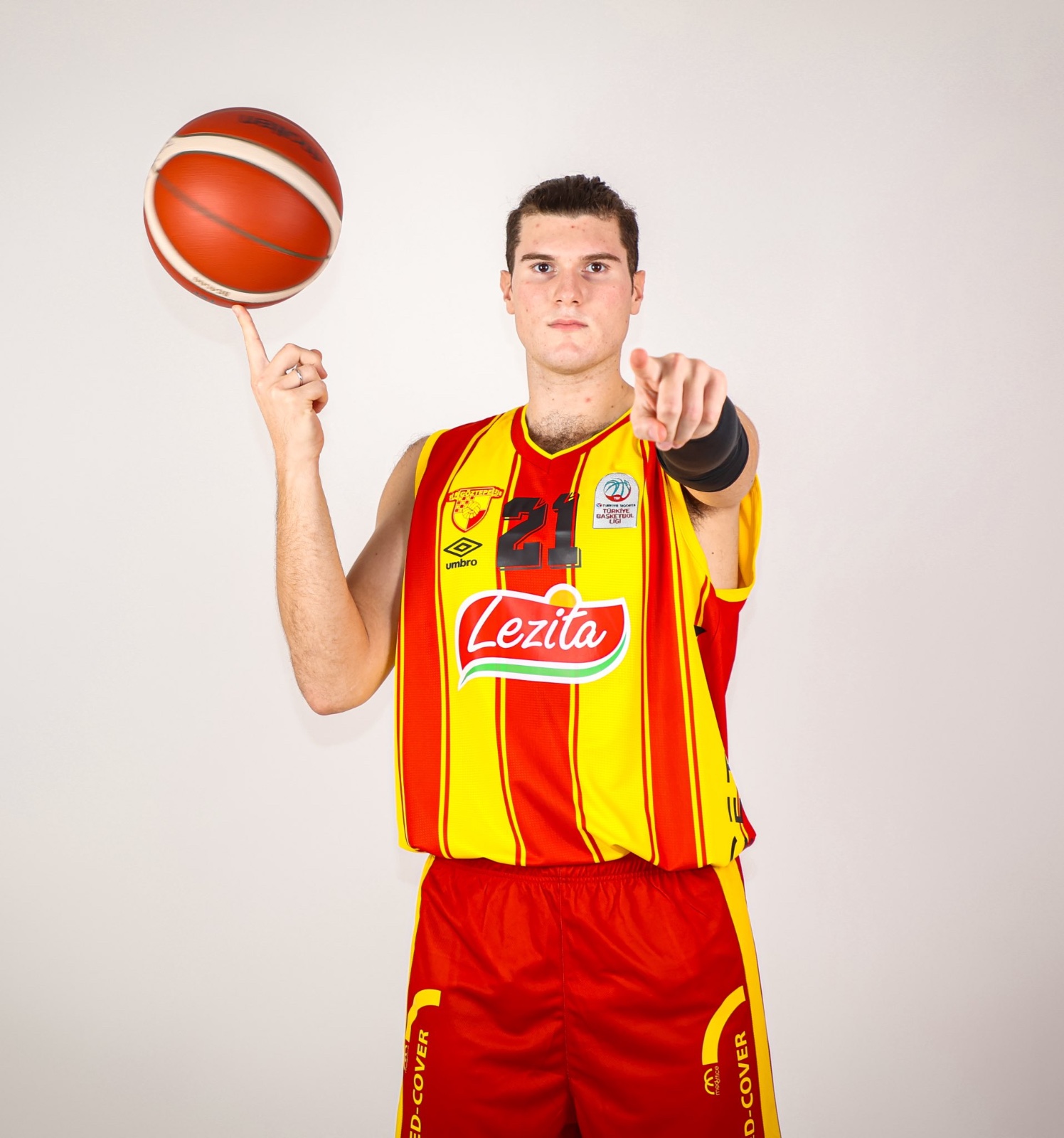 Göztepe 2025-2026 Home Jersey