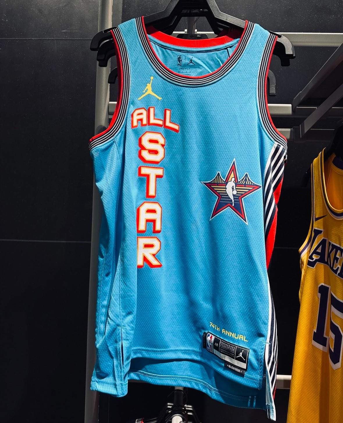 Kaus Jordan 2025 NBA All-Star Bocor - Terlihat Dijual