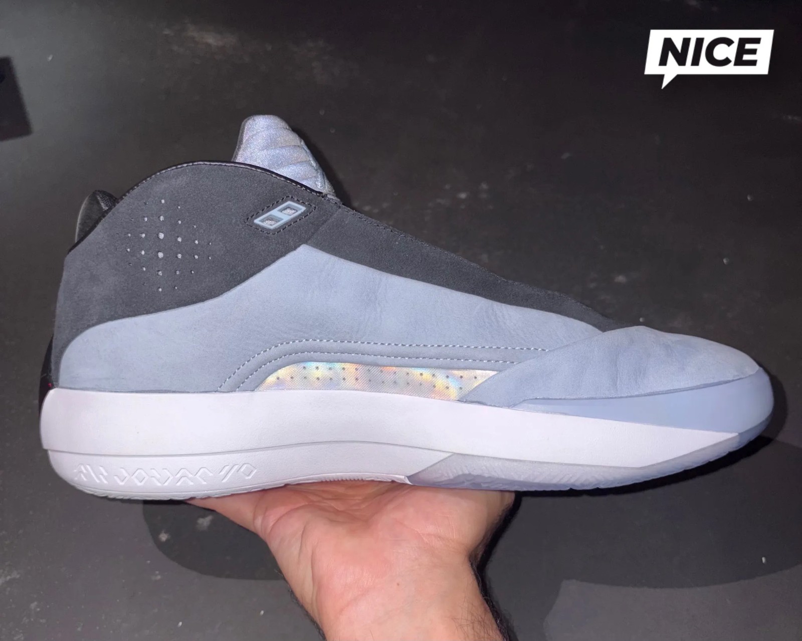 Jordan Brand Unveils "Blue Suede" and "Dusty Rose" Air Jordan 40 Colorway